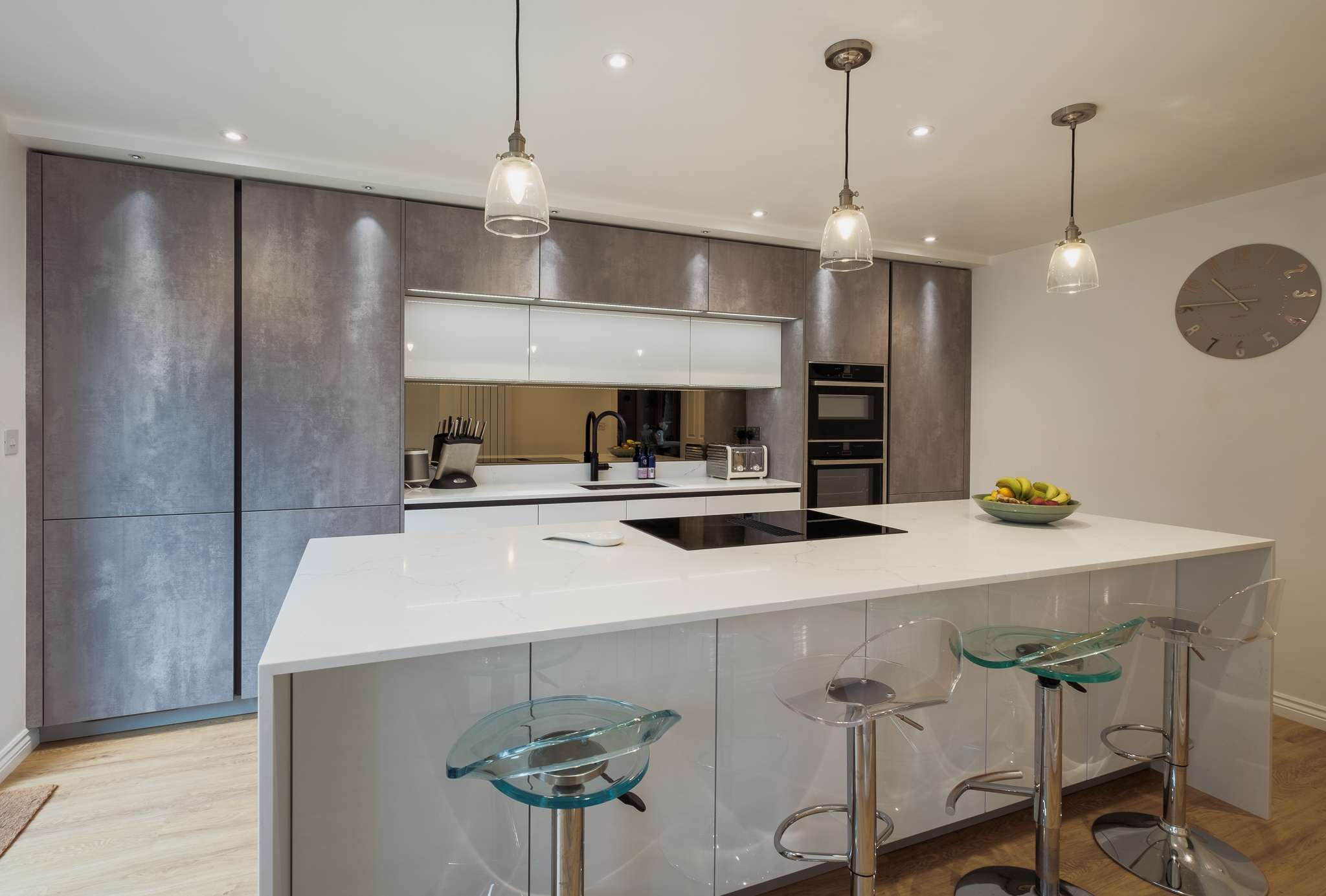 5 Key Aspects To The Perfect Contemporary Style Kitchen | CRL Quartz