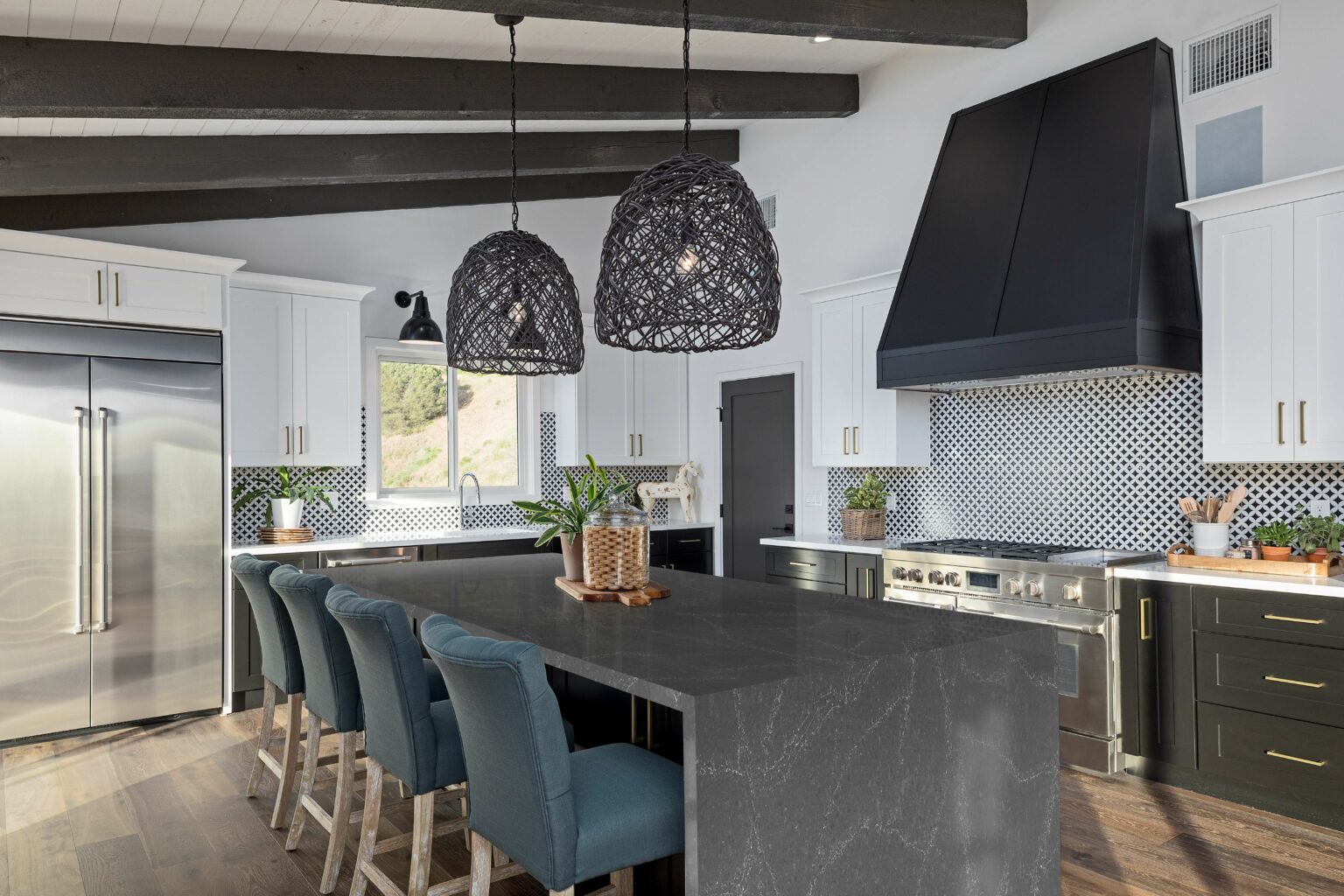 Bold Vs. Neutral: Choosing The Right Quartz Colour For Your Style | CRL ...