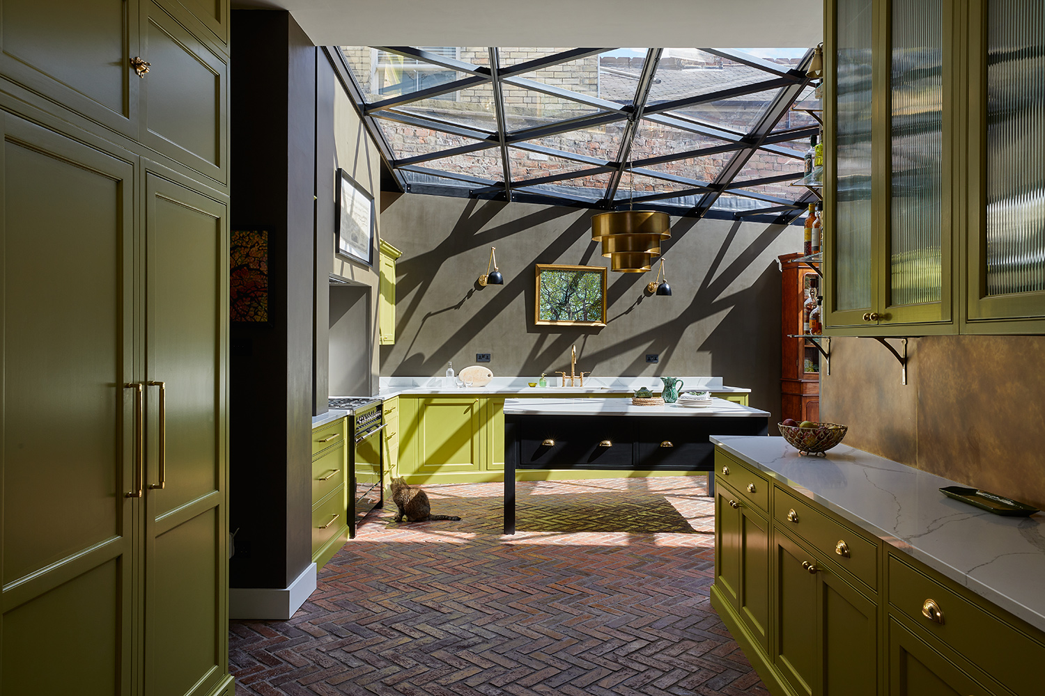 Calacatta Quartz: From Victorian House To Modern Home | CRL Stone